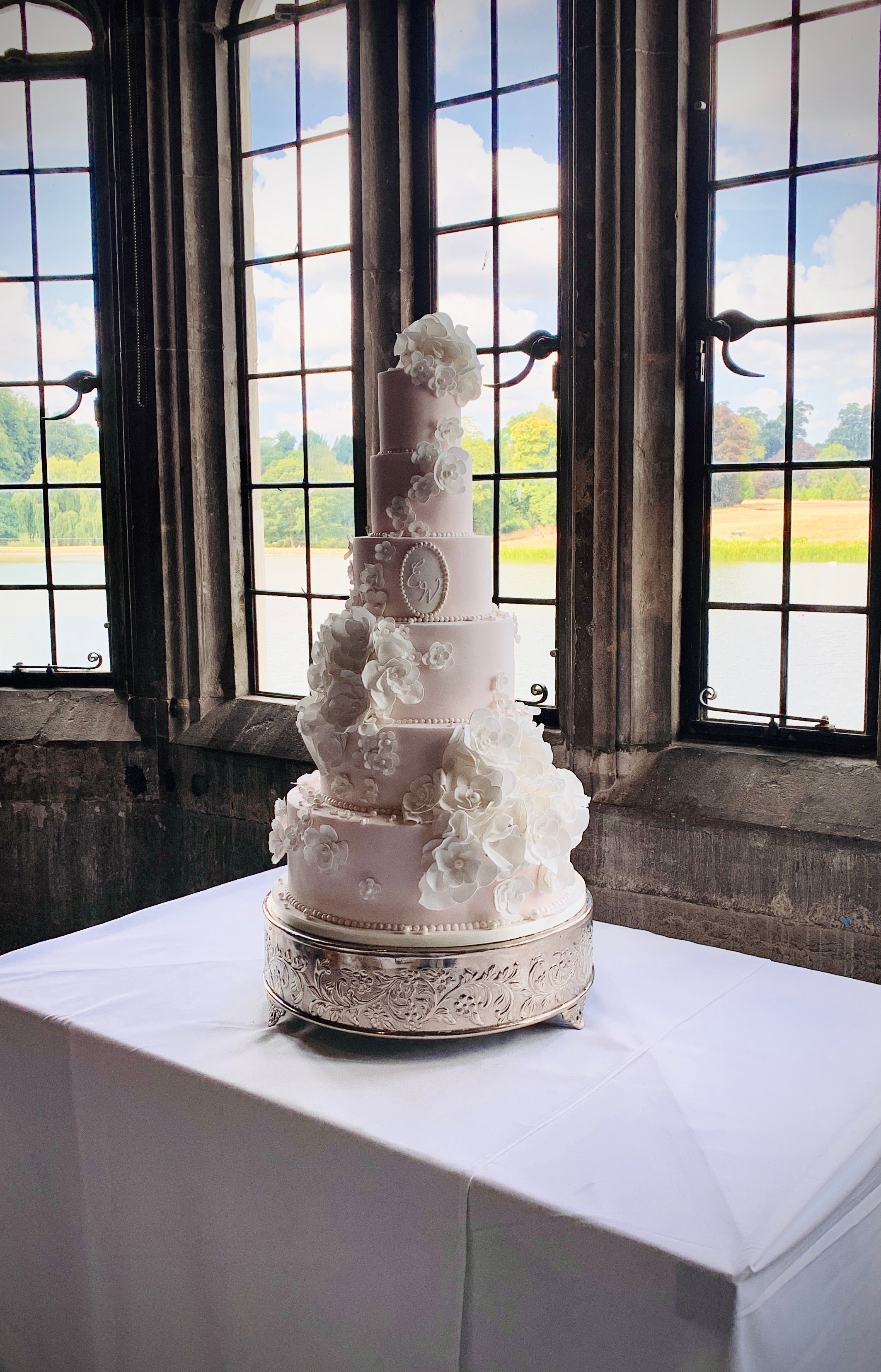Kent Wedding Cakes – Hall Of Cakes