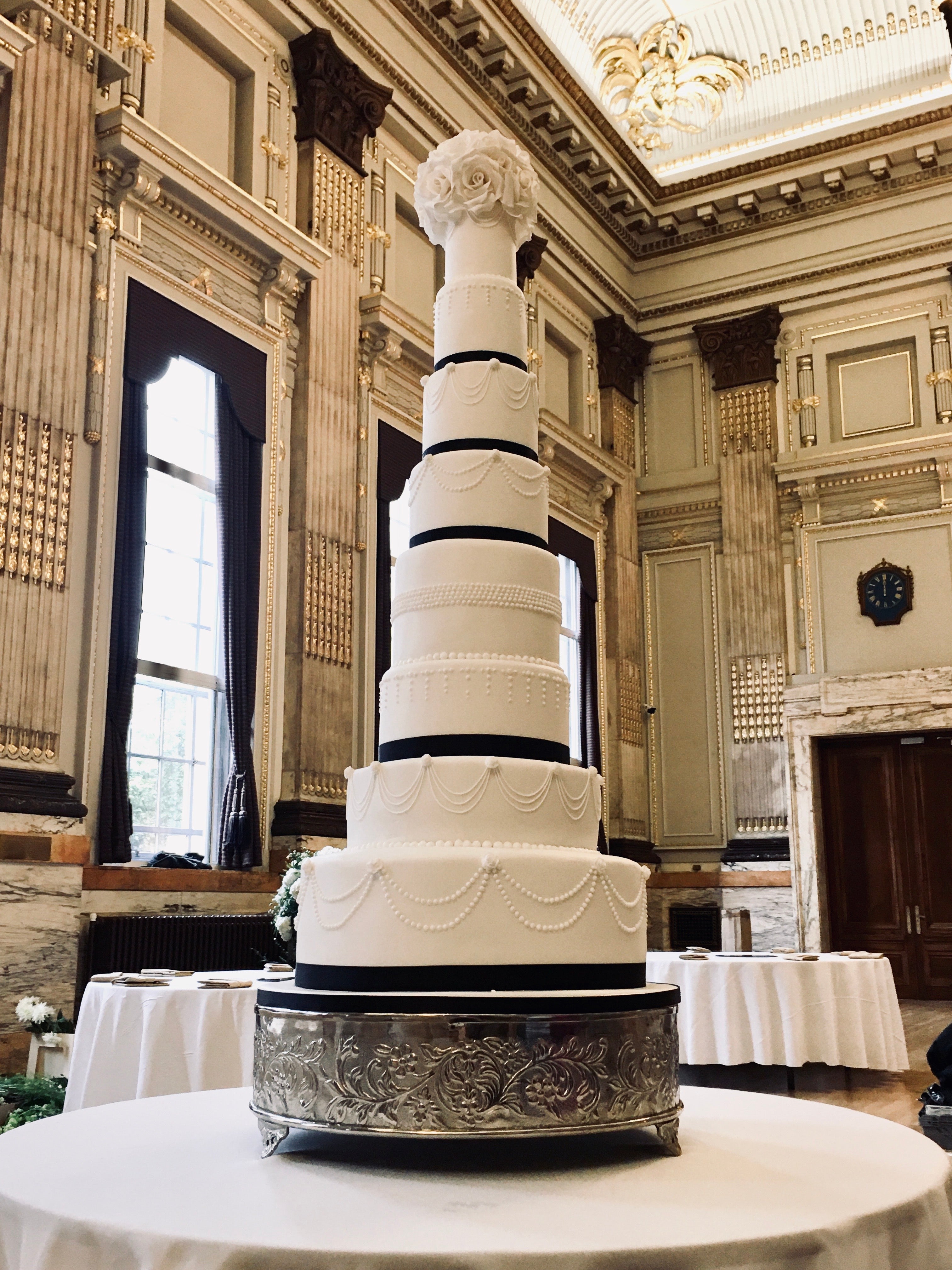 Luxury Cake Makers London – Hall Of Cakes